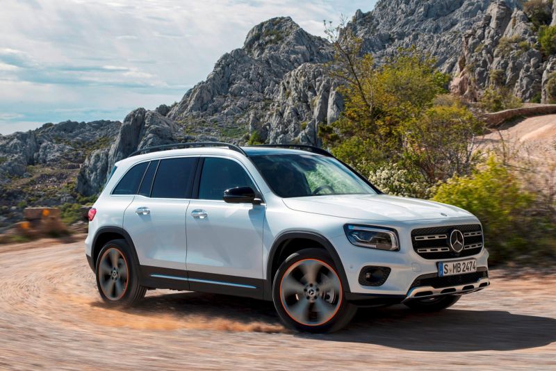 prices-and-specifications-for-mercedes-glb-200-2023-in-uae-autopediame